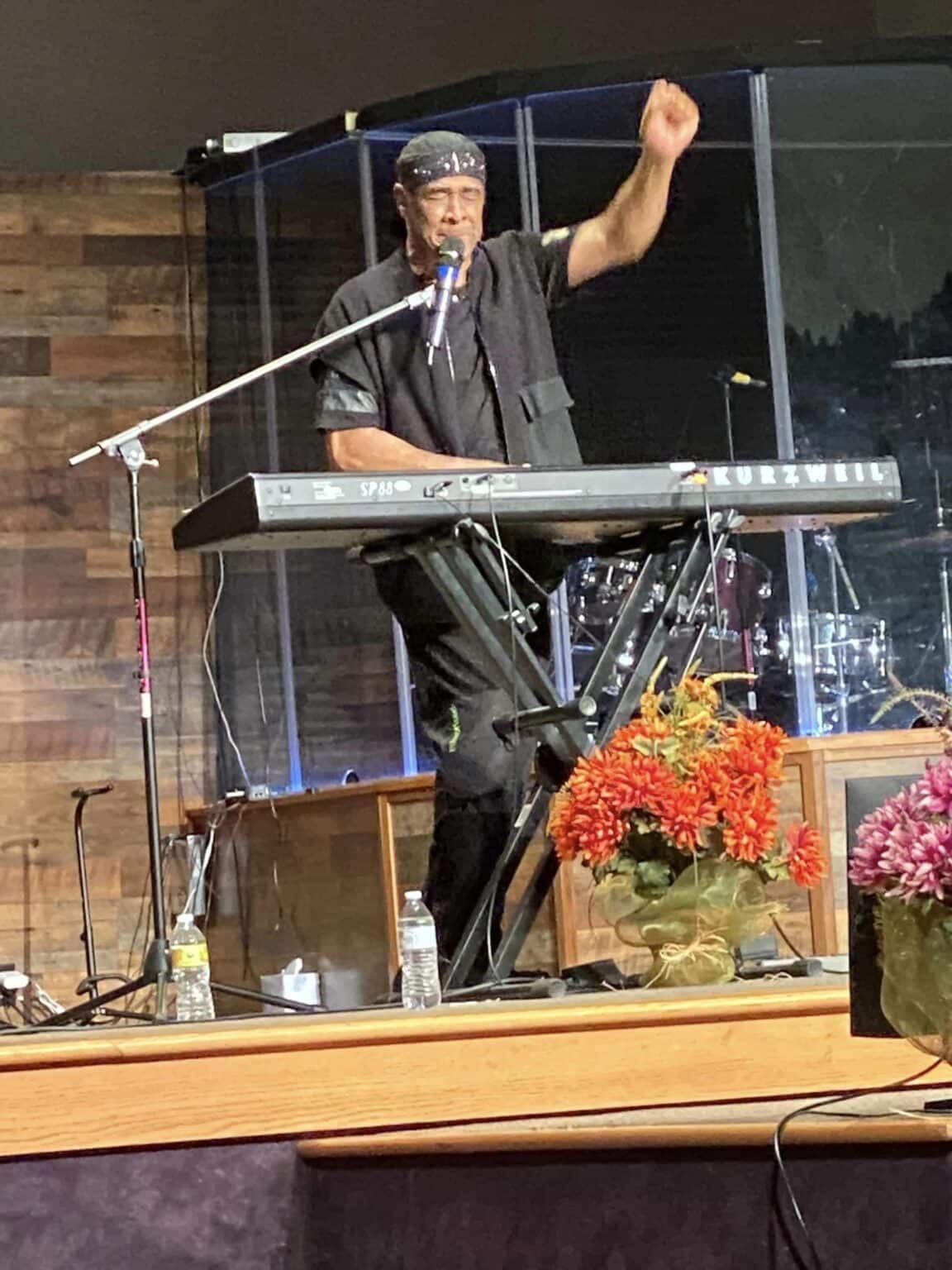 BIO - Leon Patillo is a singer and evangelist.