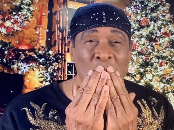 BIO - Leon Patillo is a singer and evangelist.