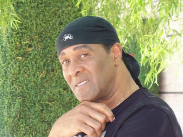 BIO - Leon Patillo is a singer and evangelist.