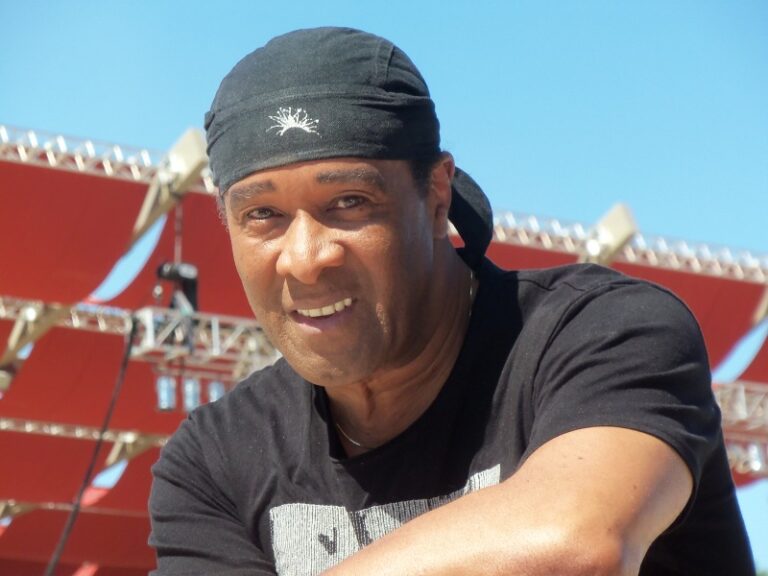 BIO - Leon Patillo is a singer and evangelist.